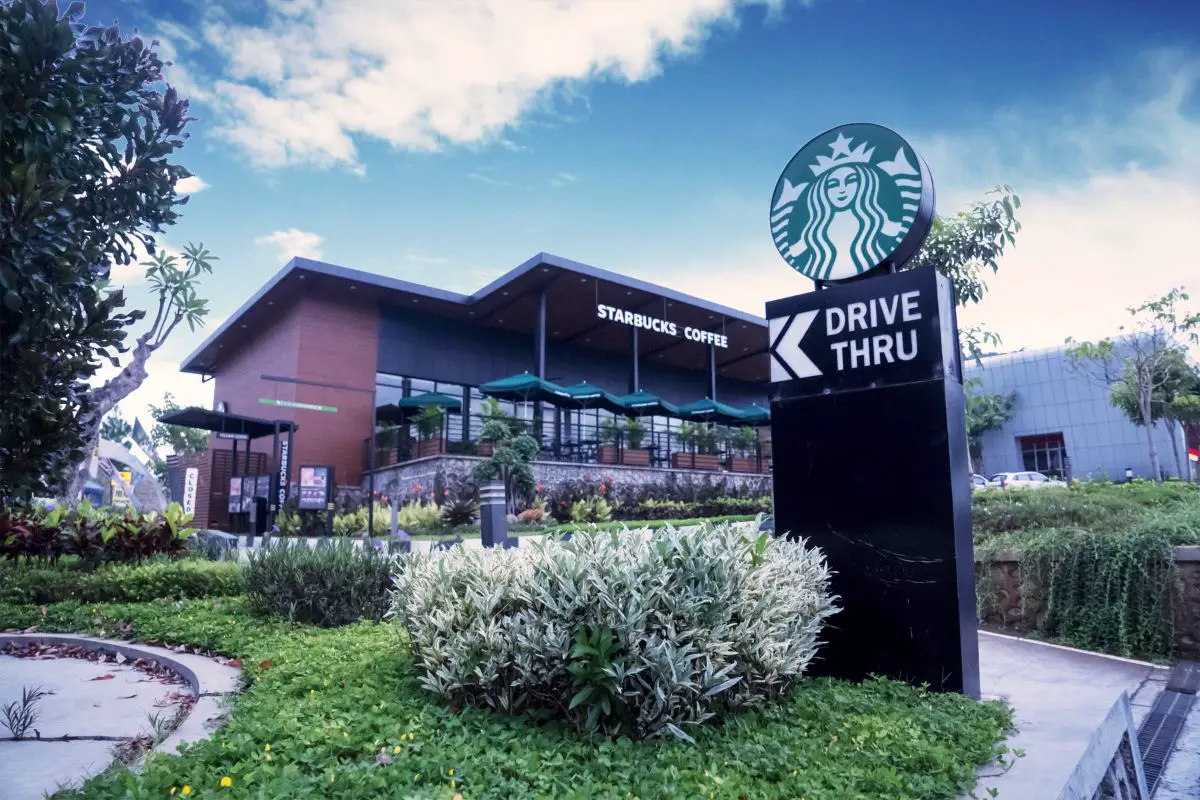 What Is It Like To Work At Starbucks Pros Cons To Consider what-is-it-like-to-work-at-starbucks-pros-cons-to-consider